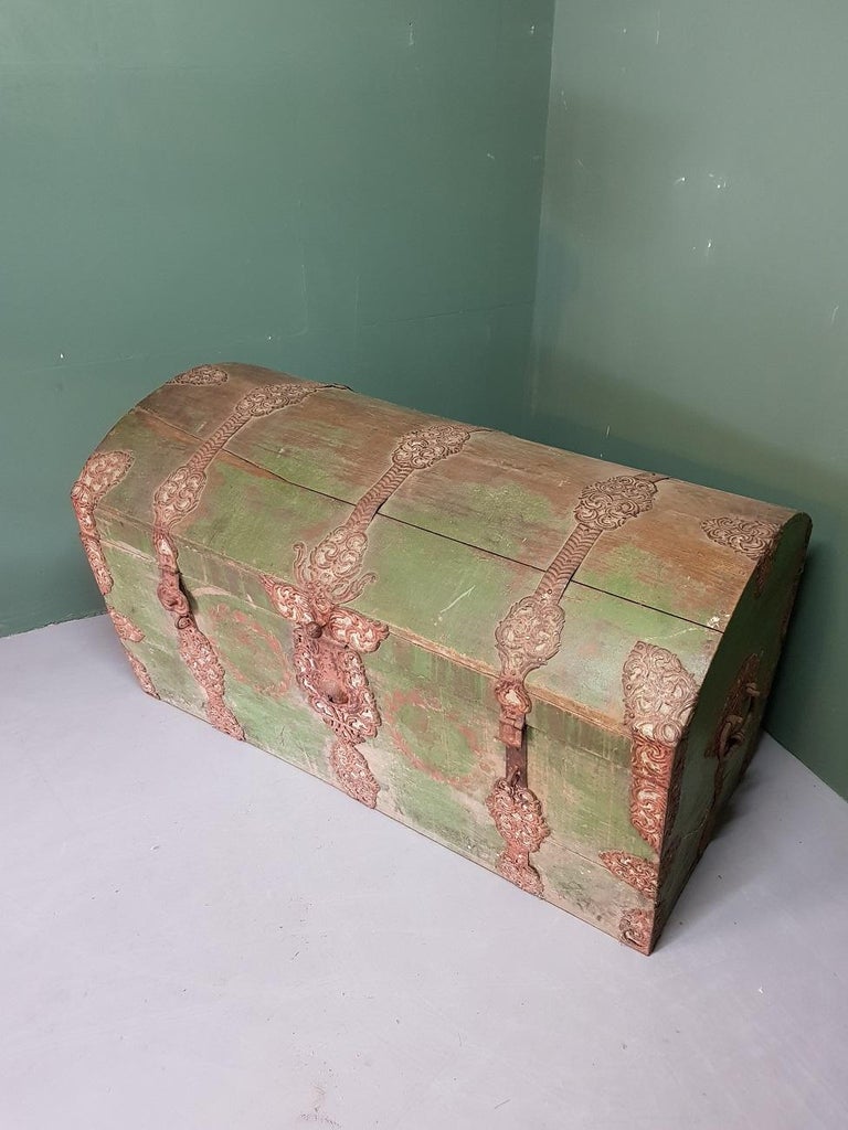 Mid-18th Century Scandinavian Oak Bridal Dome Trunk, Dated 1745 For ...