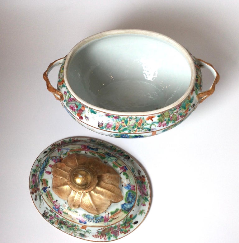 Mid 19th Century Chines Export Large Pedestal Tureen at 1stDibs