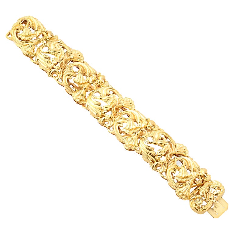 Mid-19th Century Gold Repoussé Bracelet For Sale at 1stDibs