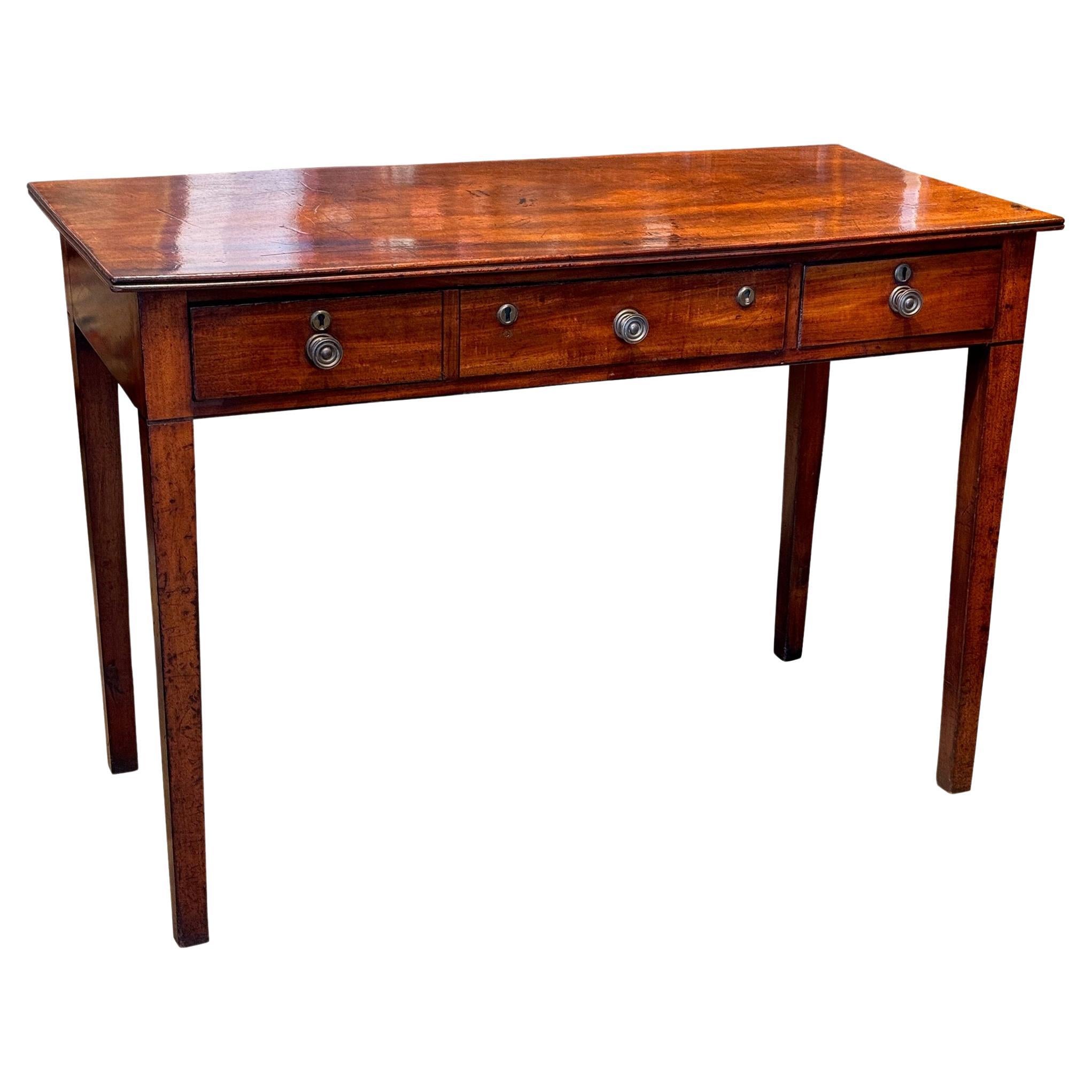 19th Century Mahogany Side Table For Sale at 1stDibs
