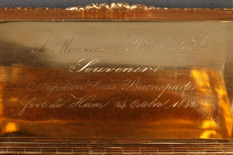 Mid-19th Century Snuff Box with Napoleon Bonaparte Medallion For Sale ...