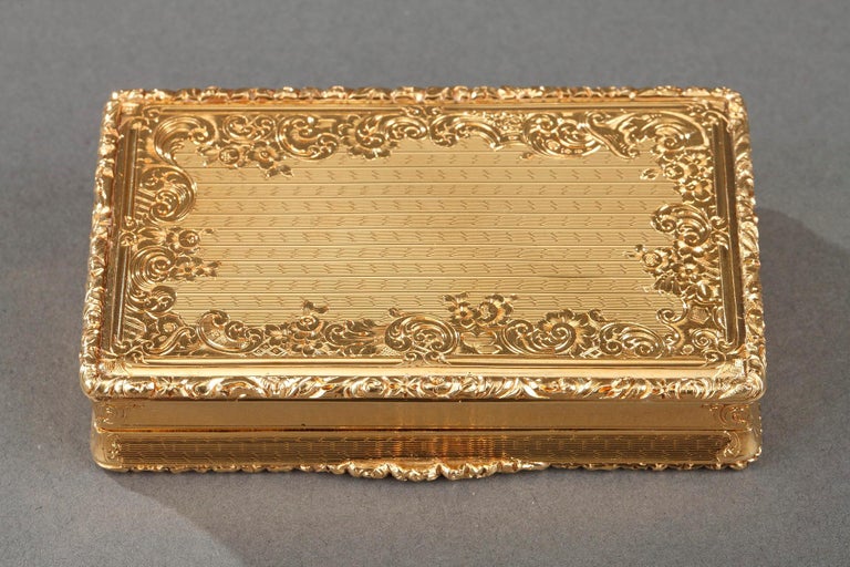 Mid-19th Century Snuff Box with Napoleon Bonaparte Medallion For Sale ...