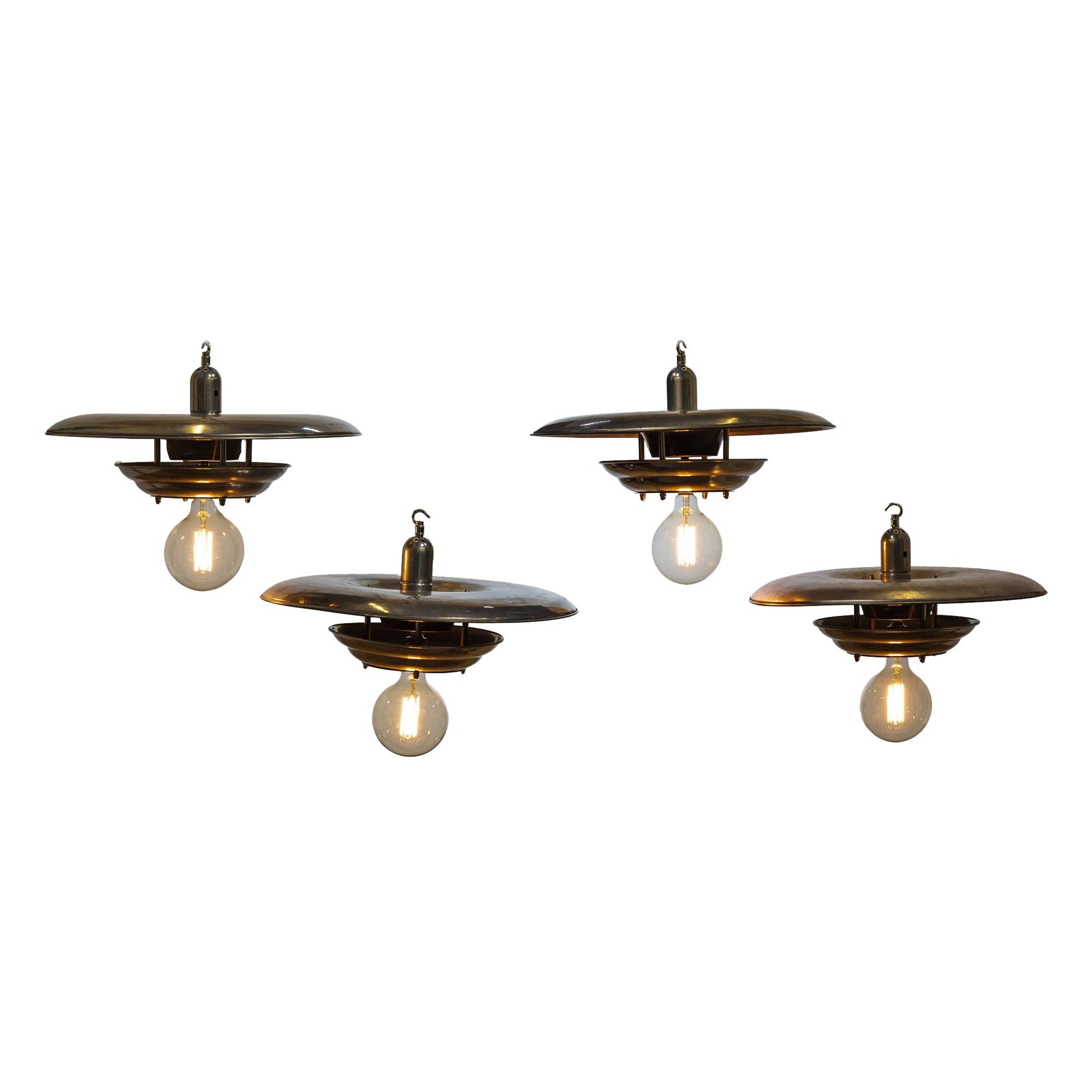 Kravitz Pendant Light in Black and Aluminium For Sale at 1stDibs