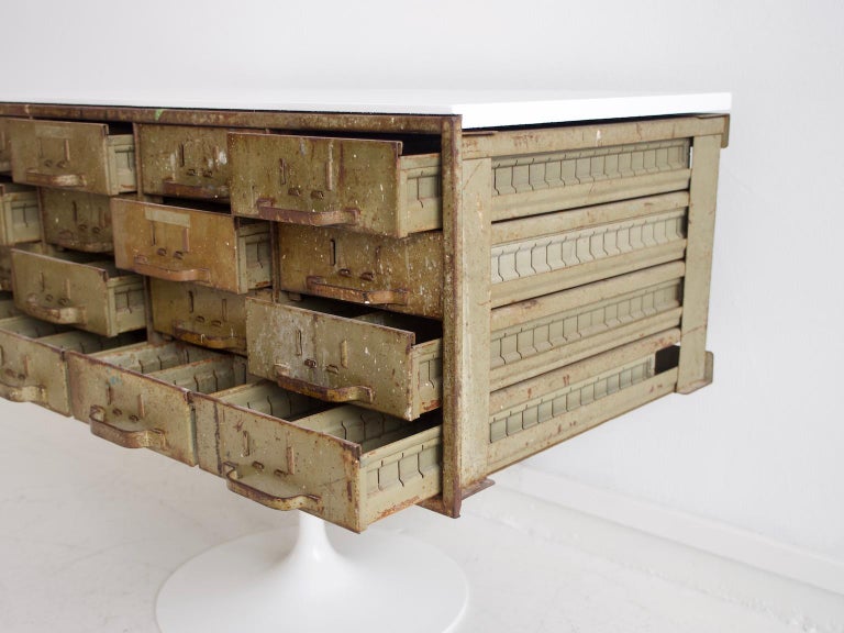 Mid-20th Century Army Green Metal Chest of Drawers For Sale at 1stDibs