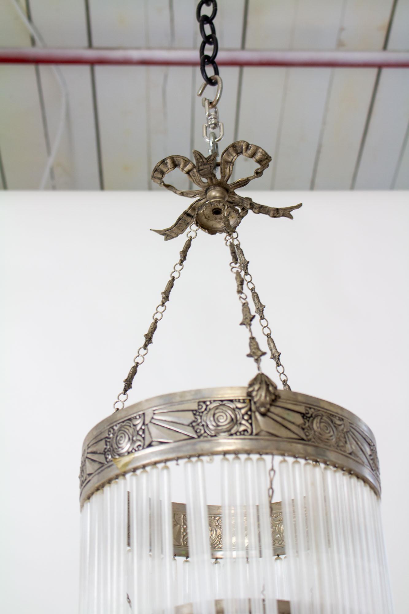 Mid 20th Century Art Deco Straw Fringe Crystal Pendant For Sale at 1stDibs