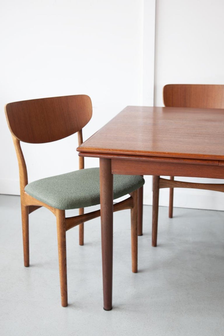 Mid-20th Century Danish Dining Table in Teak For Sale at 1stDibs