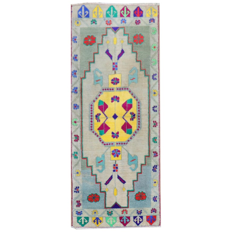 Mid-20th Century Dazzling Turkish Anatolian Mat Size Rug For Sale at ...