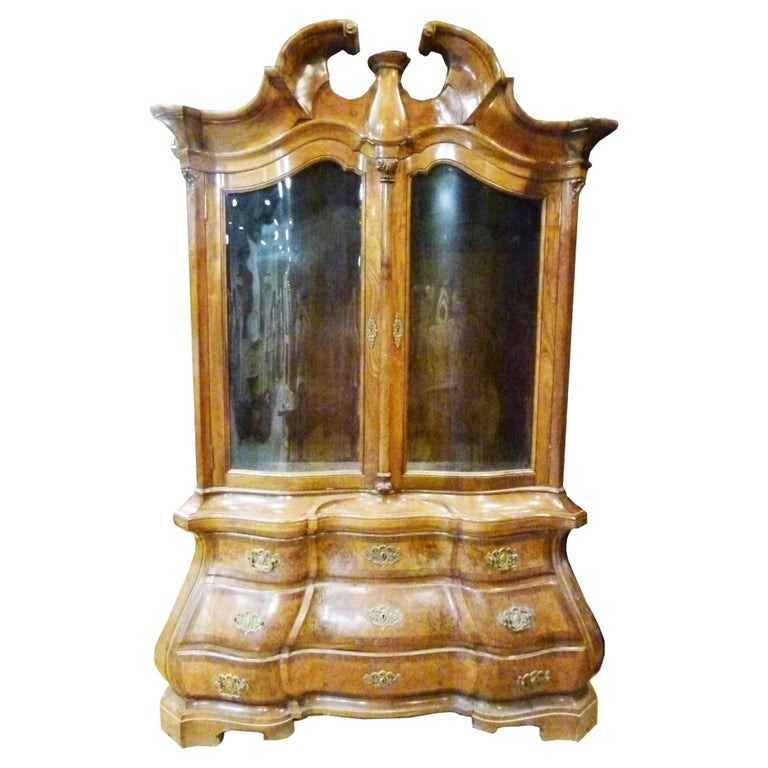 Meuble de rangement anglais en acajou du milieu du XXe siècle En vente ...