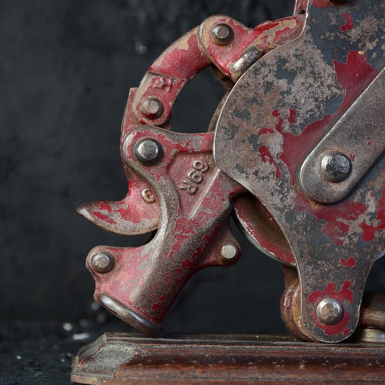 Mid-20th Century English Rope lock Hoist Rhino Sculpture For Sale at ...