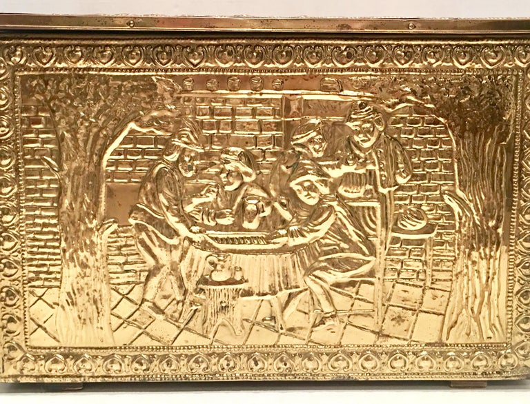 Mid-20th Century English Wood and Brass Repousse Storage Box at 1stDibs