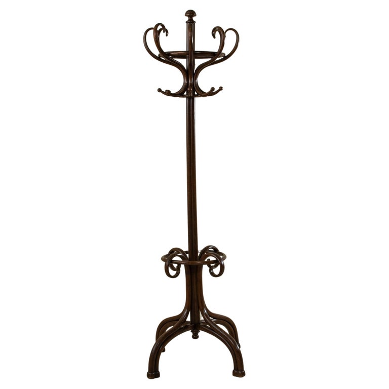 Porte-manteaux et porte-chapeaux en bois d'acajou de style Thonet ...