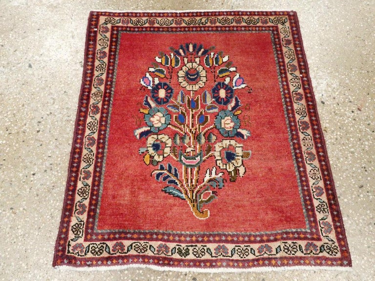Mid-20th Century Handmade Persian Shiraz Throw Rug For Sale at 1stDibs