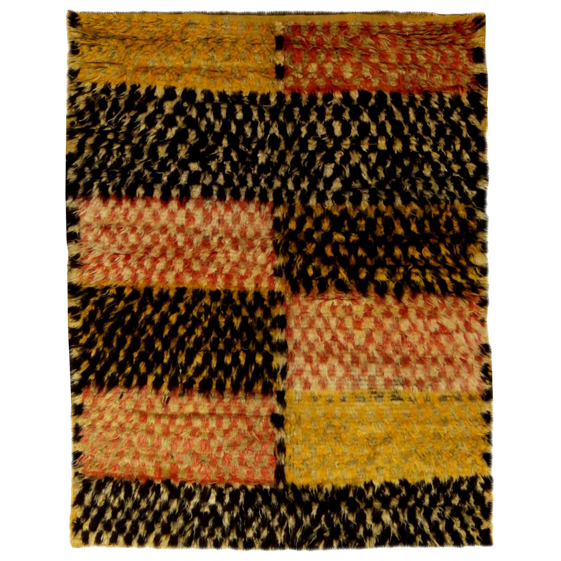 Mid-20th Century Handwoven Moroccan Shaggy Wool Rug by Doris Leslie ...