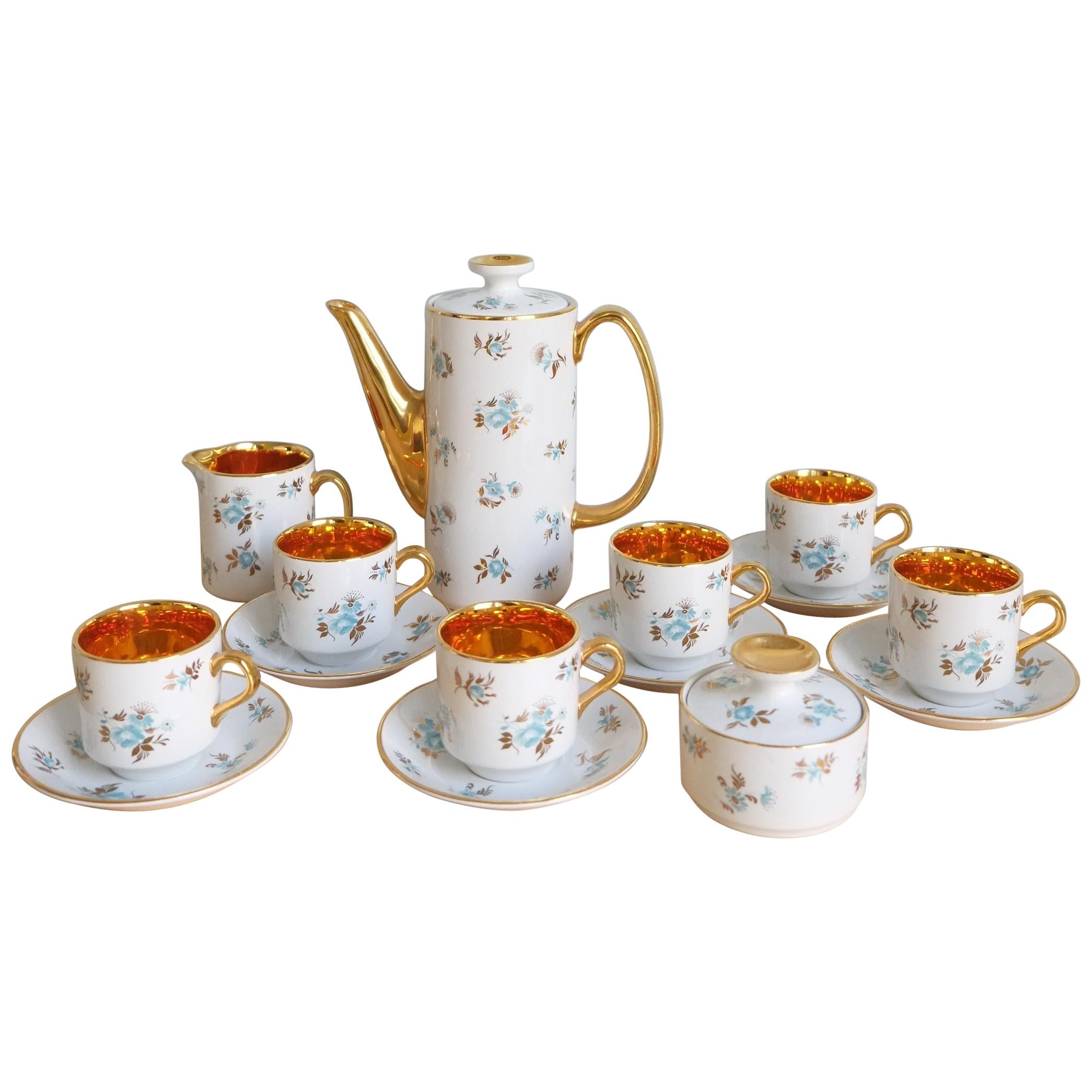 Mid-Century Modern Tea Sets - 165 For Sale at 1stdibs