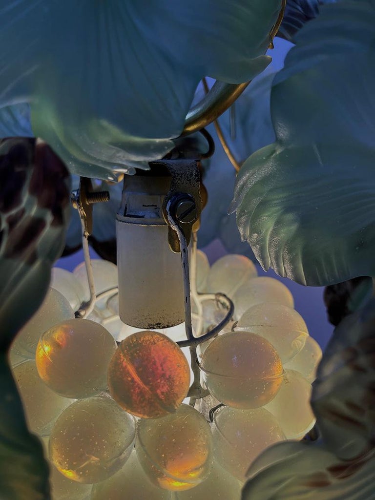 Mid-20th Century Italian Murano Grape Lamp For Sale at 1stDibs