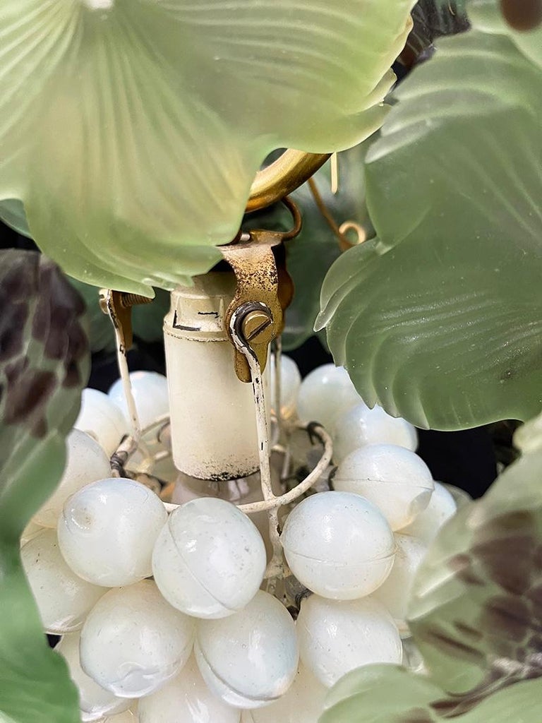 Mid-20th Century Italian Murano Grape Lamp For Sale at 1stDibs