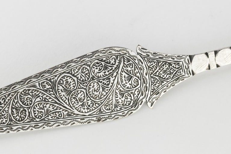 Mid-20th Century North-African Silver Torah Pointer For Sale at 1stDibs