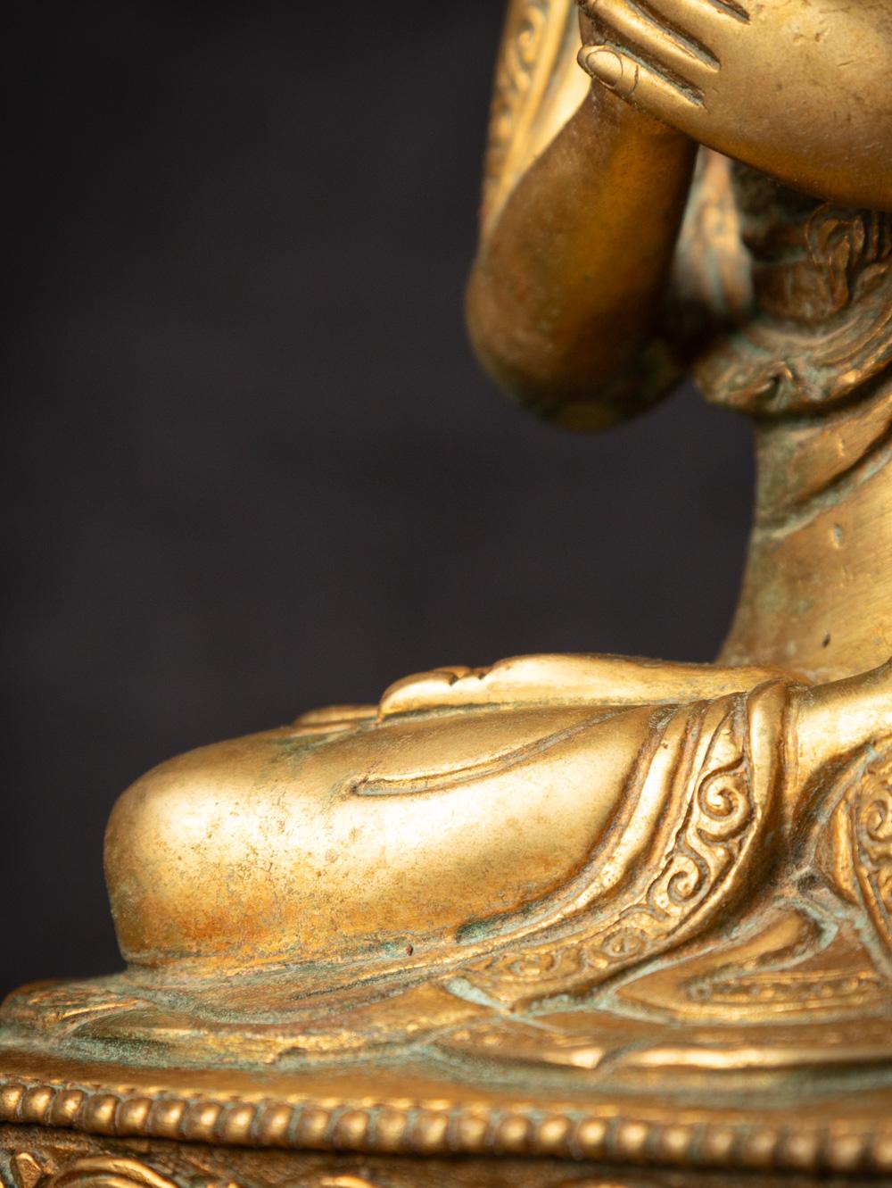 Mid-20th century Old bronze Nepali Buddha statue For Sale at 1stDibs