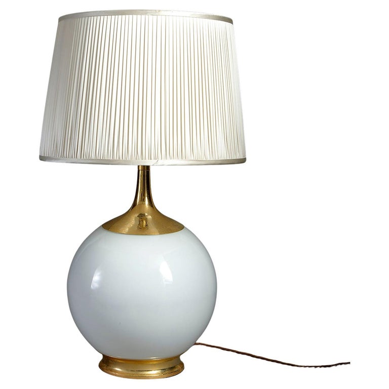 Mid-20th Century Opaline and Gilt Metal Futurist Lamp For Sale at 1stDibs