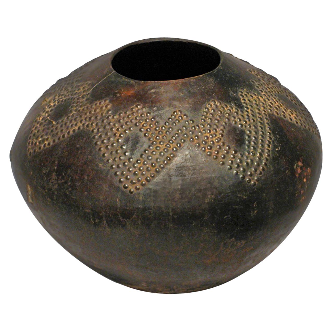 Mid-20th Century Tribal African Pot, Zulu Ukhamba, South Africa For ...