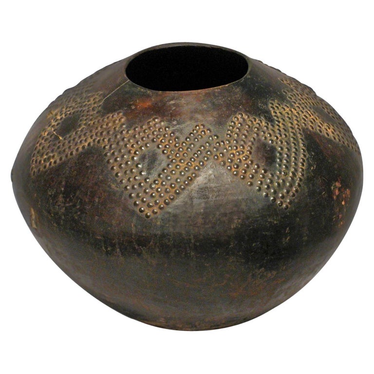 Mid-20th Century Tribal African Pot, Zulu Ukhamba, South Africa For ...