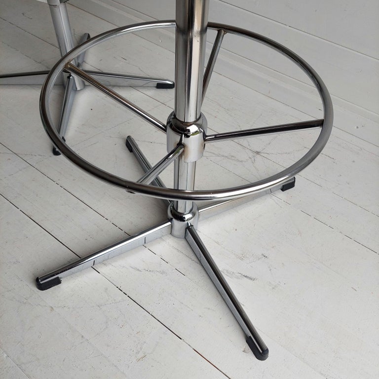 Mid Centruy Chrome and Brown Vinyl Swivel Bar Stools , 1970s Set of 2 ...