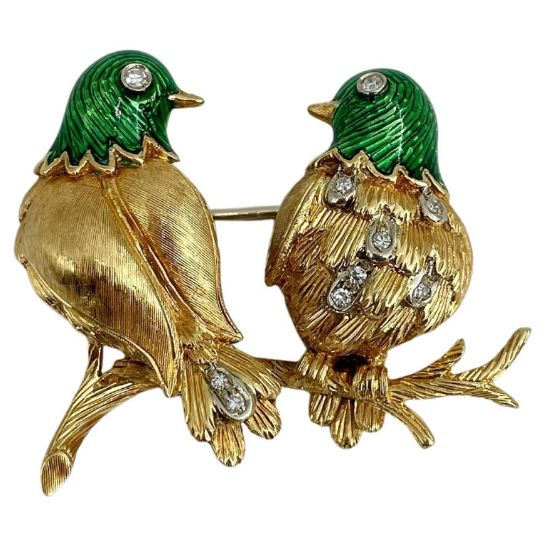 Mid Century 18 Karat Gold Two Birds On A Branch Green Enamel Diamond Pin Brooch For Sale at 1stDibs