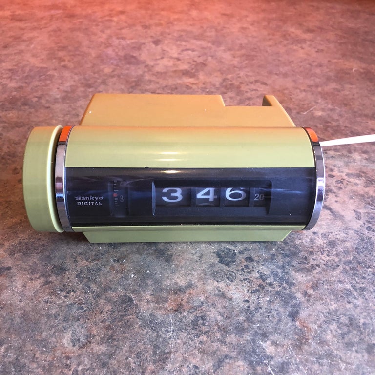 Midcentury Avocado Green Digital Alarm Clock by Sankyo at 1stDibs