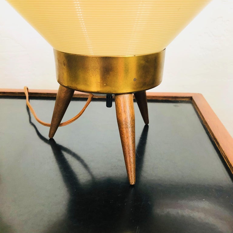 Mid Century Beehive Table Lamp For Sale at 1stDibs