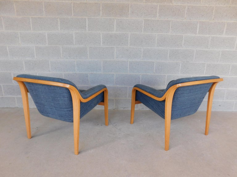 Midcentury Bentwood Lounge Chairs by Bill Stephens for Knoll, a Pair ...