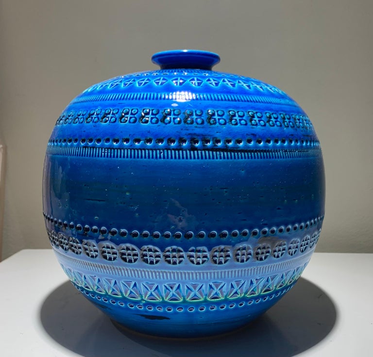 Mid-Century Bitossi Rimini Blue Ceramic Ball Vase, Aldo Londi, Italy ...