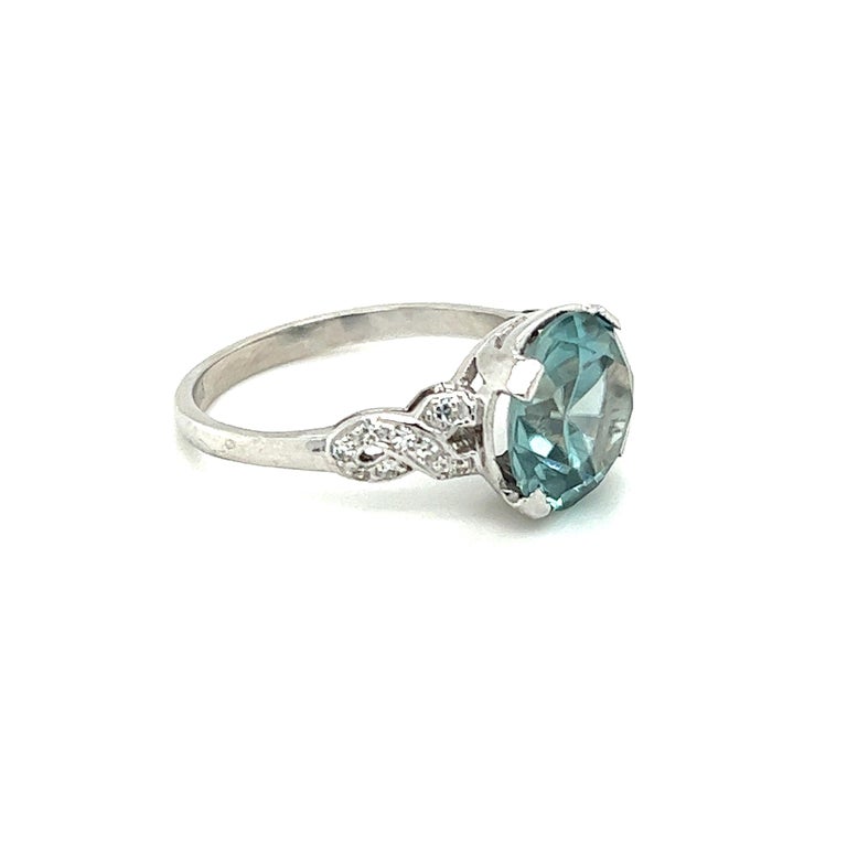 Mid-Century Blue Zircon and Diamond Ring in Platinum For Sale at 1stDibs