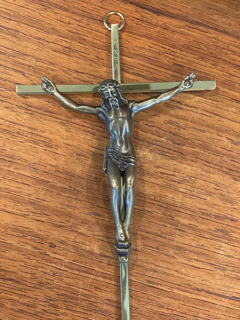 Mid-Century Brass Crucifix For Sale at 1stDibs