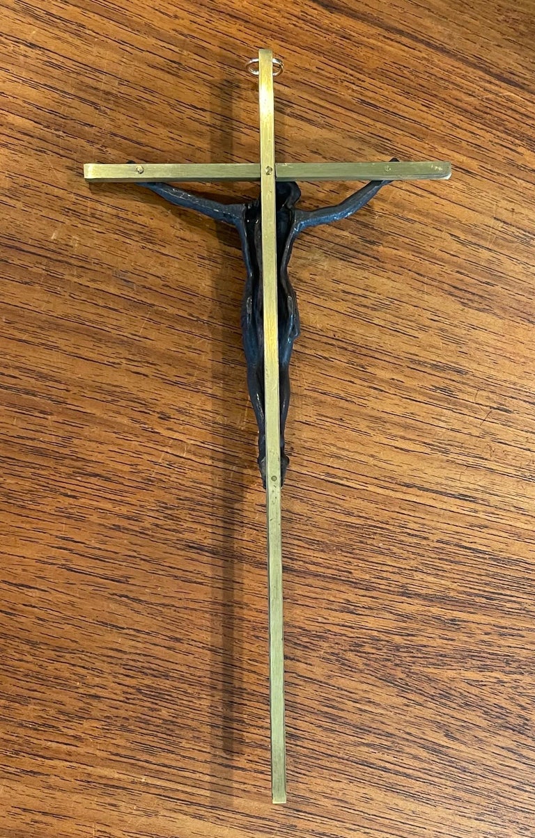 Mid-Century Brass Crucifix For Sale at 1stDibs