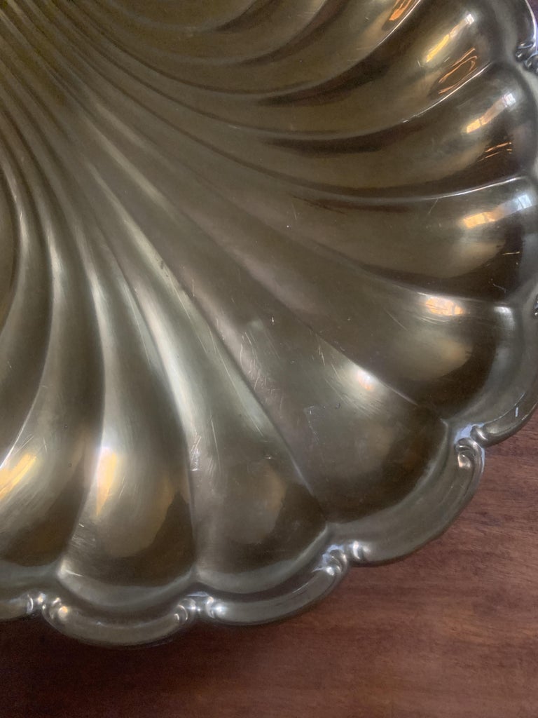 Mid-Century Brass Shell Platter For Sale at 1stDibs
