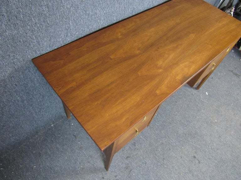 Midcentury Broyhill Brasilia Walnut Desk For Sale at 1stDibs
