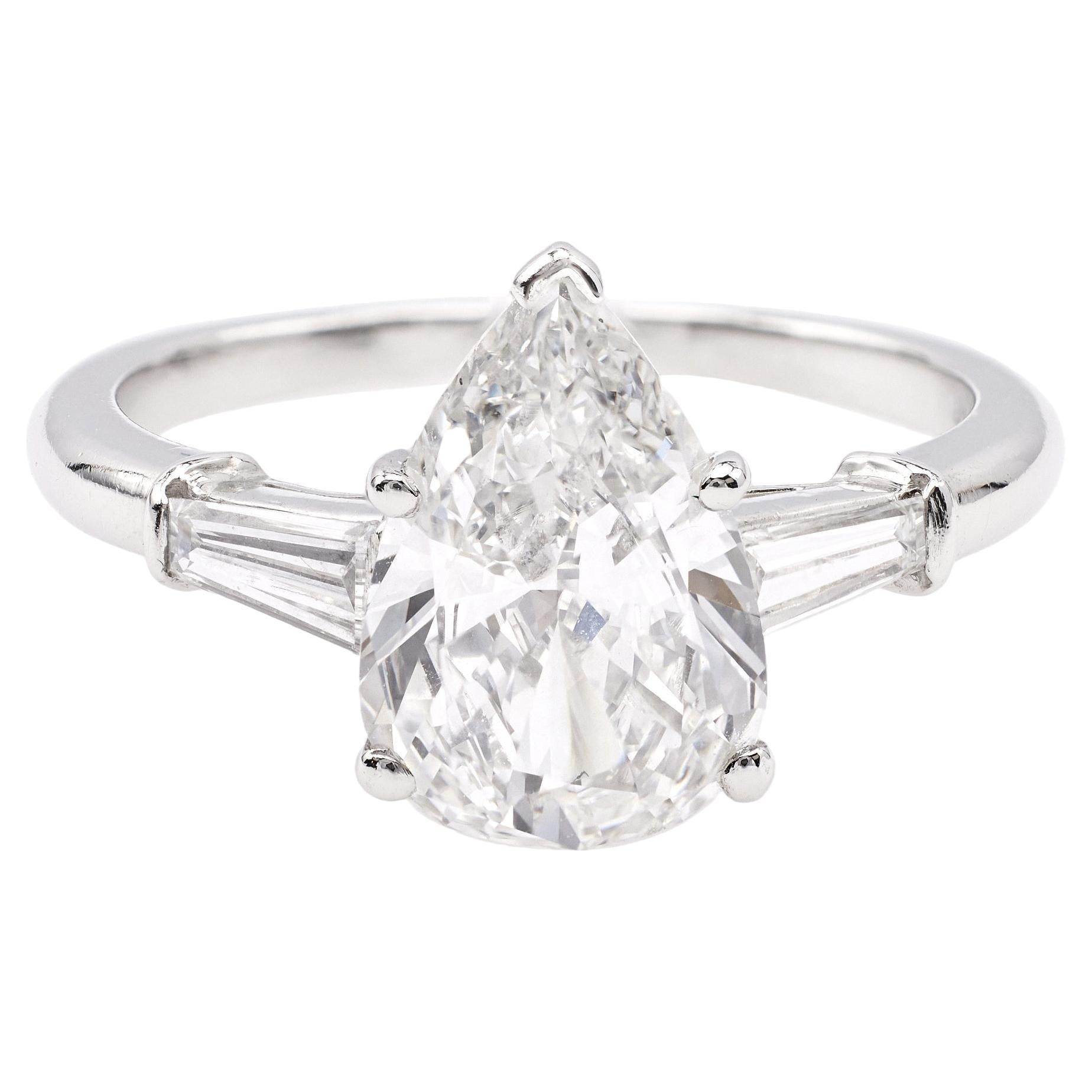 Platinring, Cartier, GIA 1,77 Karat Diamant im Birnenschliff, Mid ...