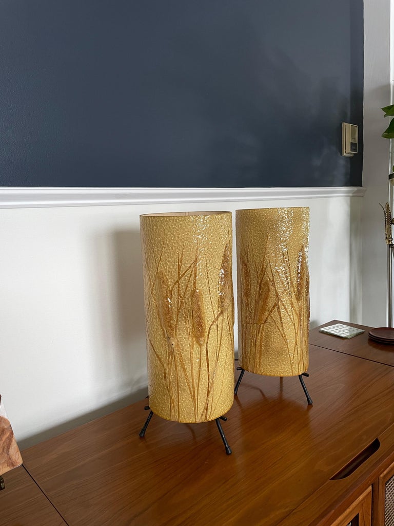 Mid Century Cattail Lamps on Iron Base For Sale at 1stDibs