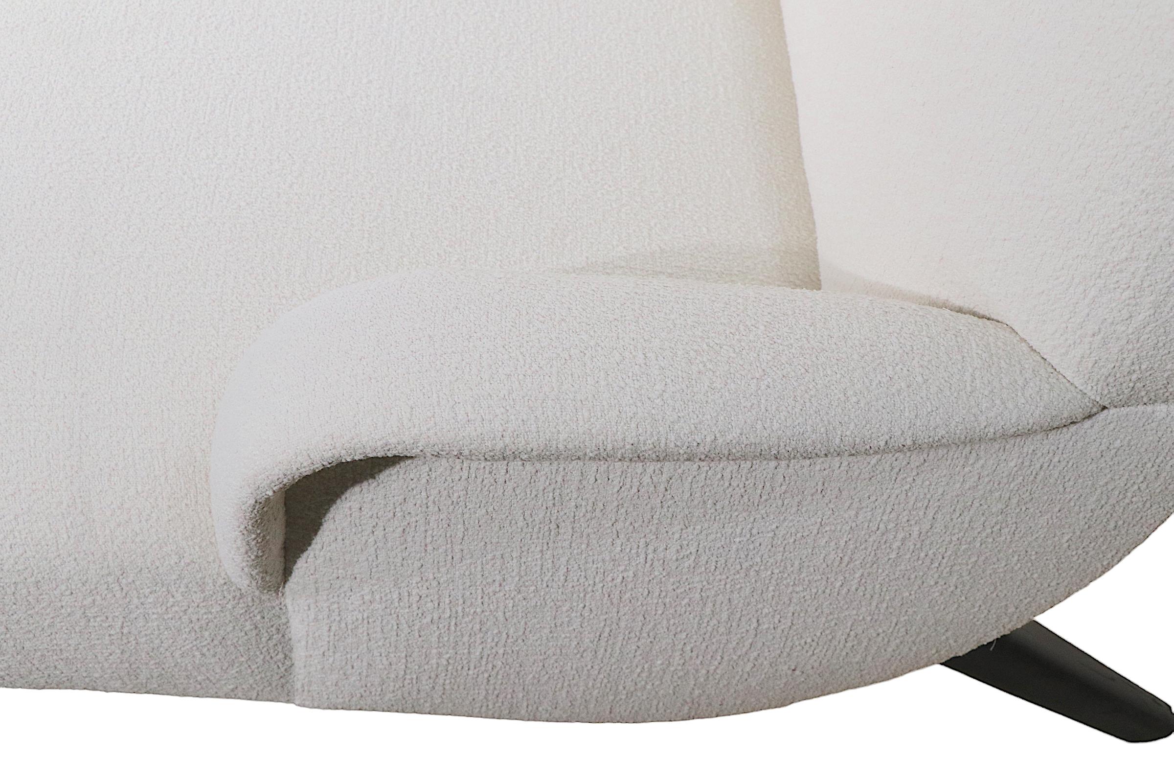 Mid Century Chaise Lounge in White Boucle by Lawrence Peabody for Selig ...