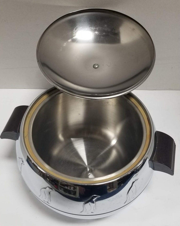 Midcentury Chrome Ice Bucket Featuring Penguins For Sale at 1stDibs