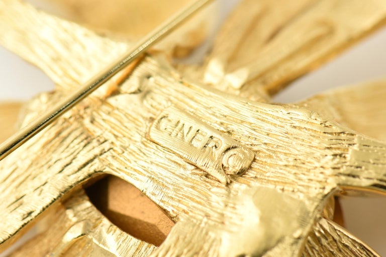 Mid Century Ciner Goldtone Bow Brooch For Sale at 1stDibs