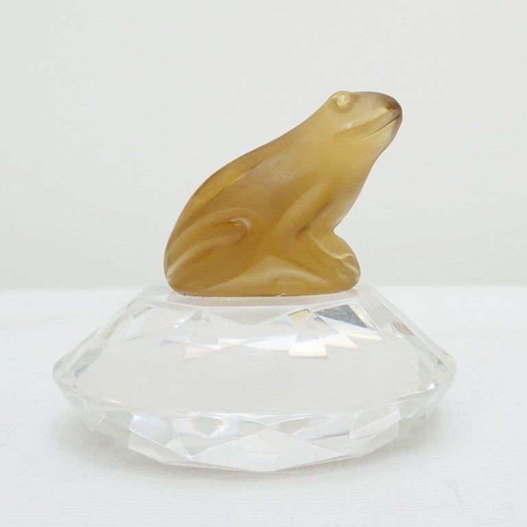 Mid-Century Czech Glass Frog Paperweight, Circa 1950 For Sale at 1stDibs