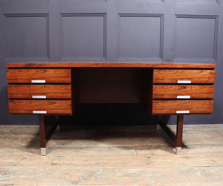 Midcentury Danish Ep401 by Eigil Pedersen, circa 1960 at 1stDibs