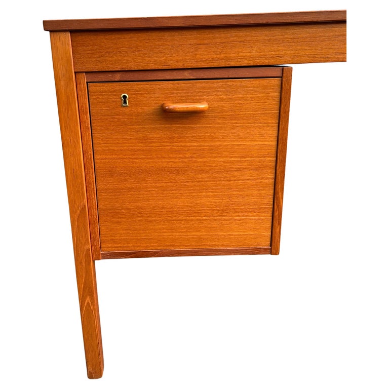Mid Century Danish Modern Teak Knee Hole 4 Drawer Desk with Key For ...
