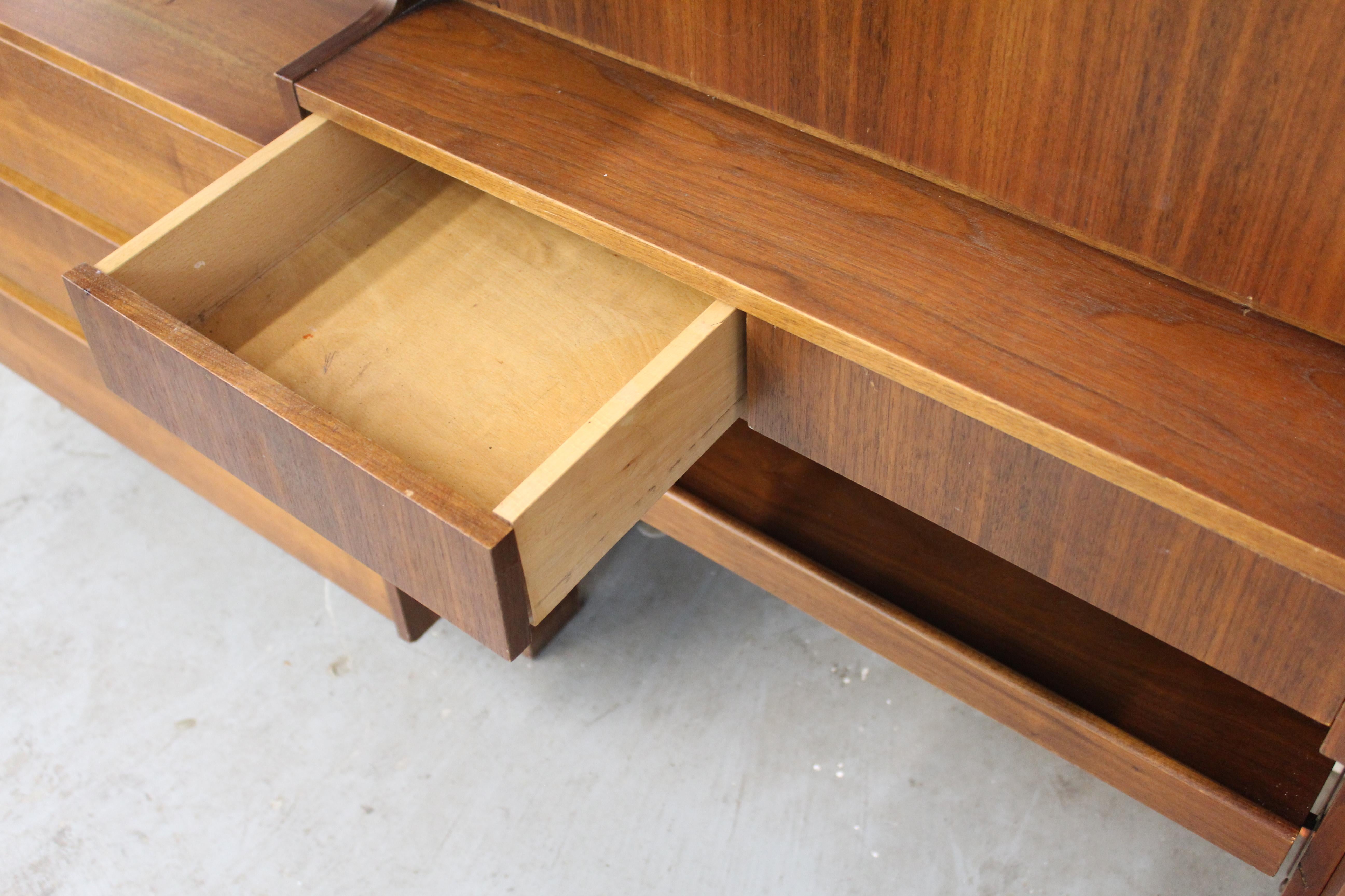 Mid Century Danish Modern Teak Wall Unit System For Sale at 1stDibs