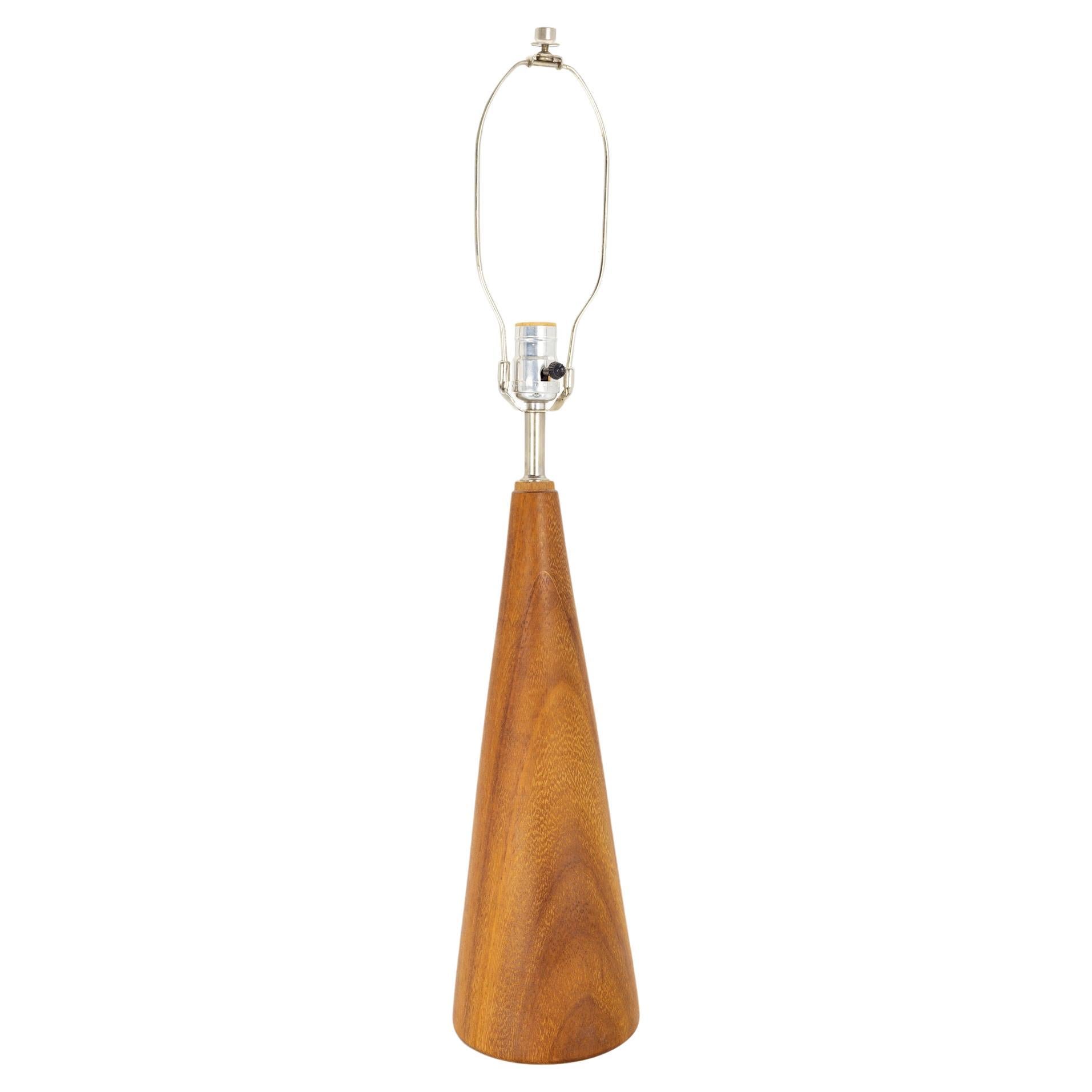 Hourglass Shaped Table Lamps For Sale at 1stDibs