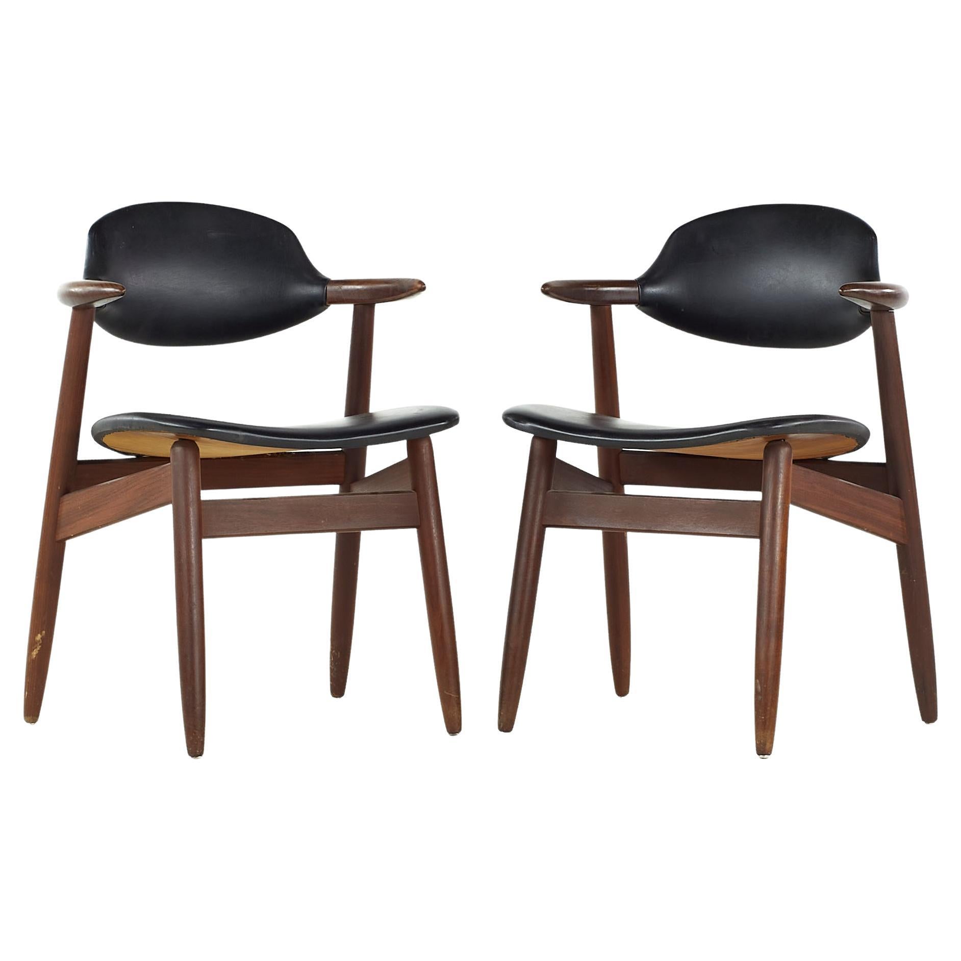 Leslie Diamond for Conant Ball Mid Century Dining Captains Chair For ...