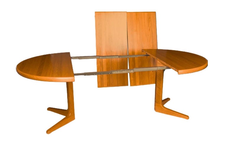 Mid-Century Danish Teak Extendable Dining Table at 1stDibs