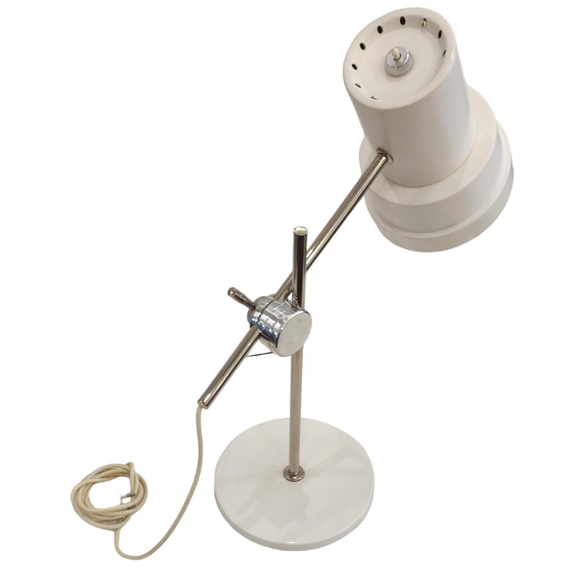 Mid-Century Desk Lamp in the Style of Gino Sarfatti For Sale at 1stDibs