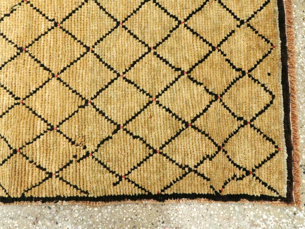 Contemporary Diamond Pattern Turkish Rug in Gold Mustard and Black For ...